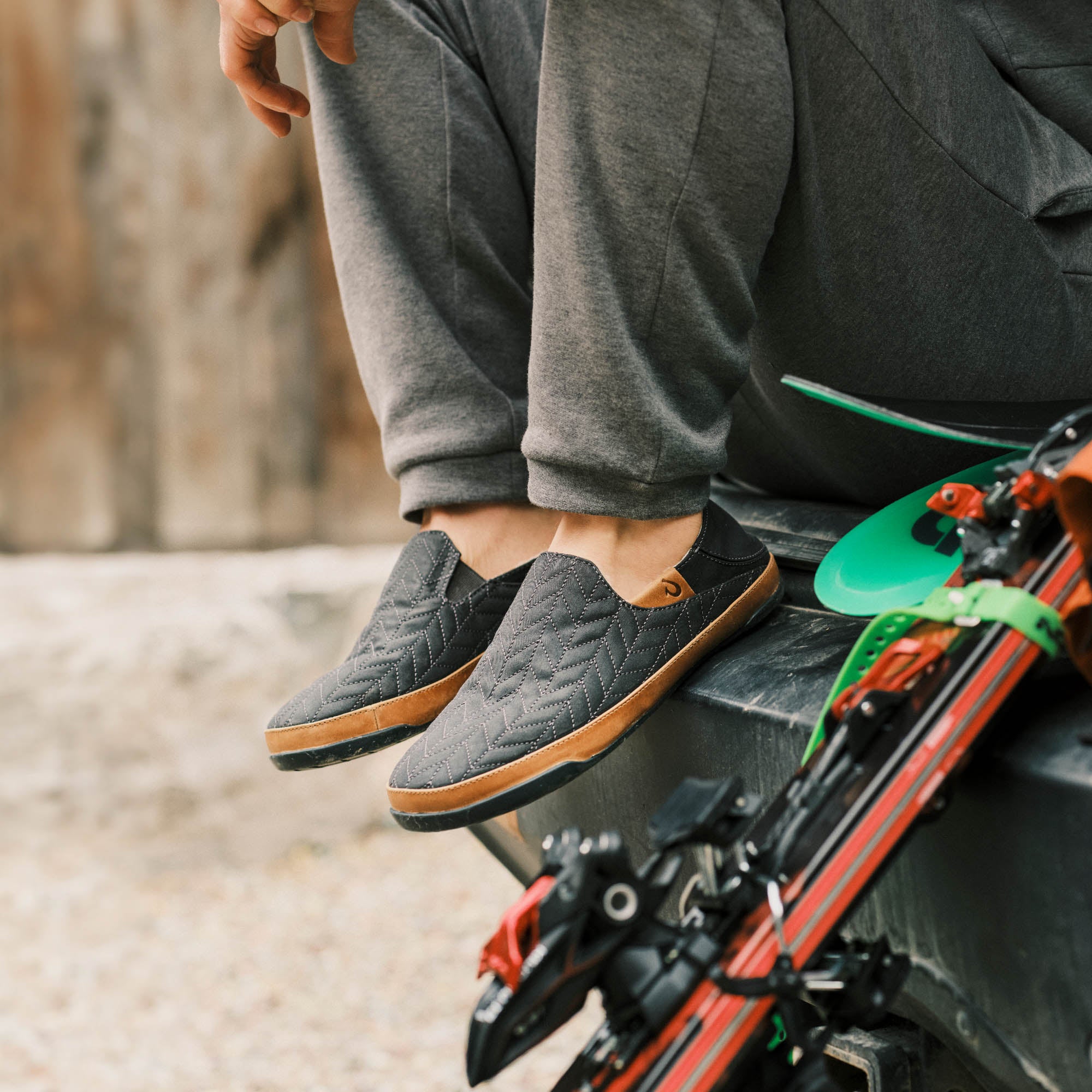 Hanohano Men’s Waxed Canvas Slippers - Husk | OluKai