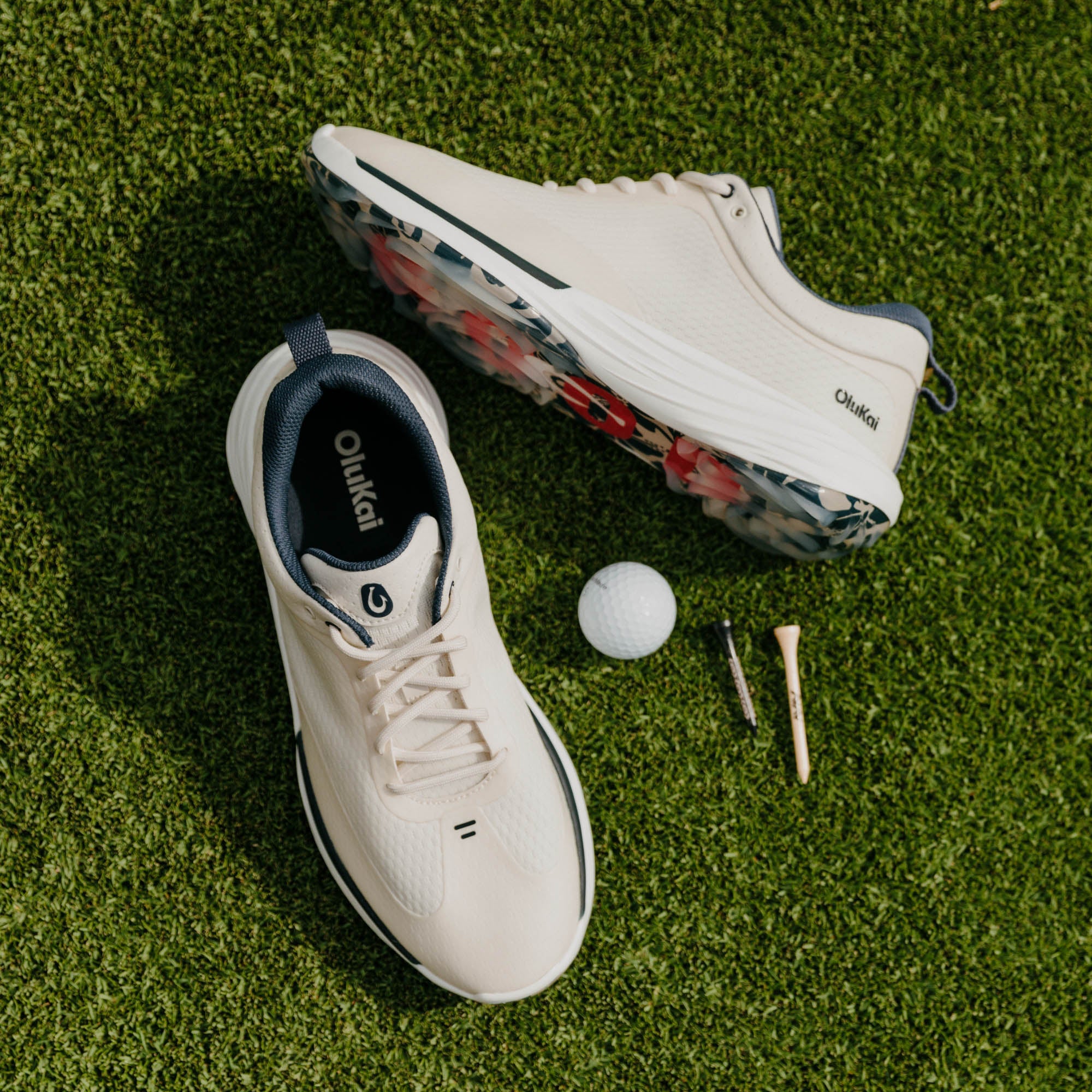 Mākena Men’s Waterproof Golf Shoes - White Sand | OluKai
