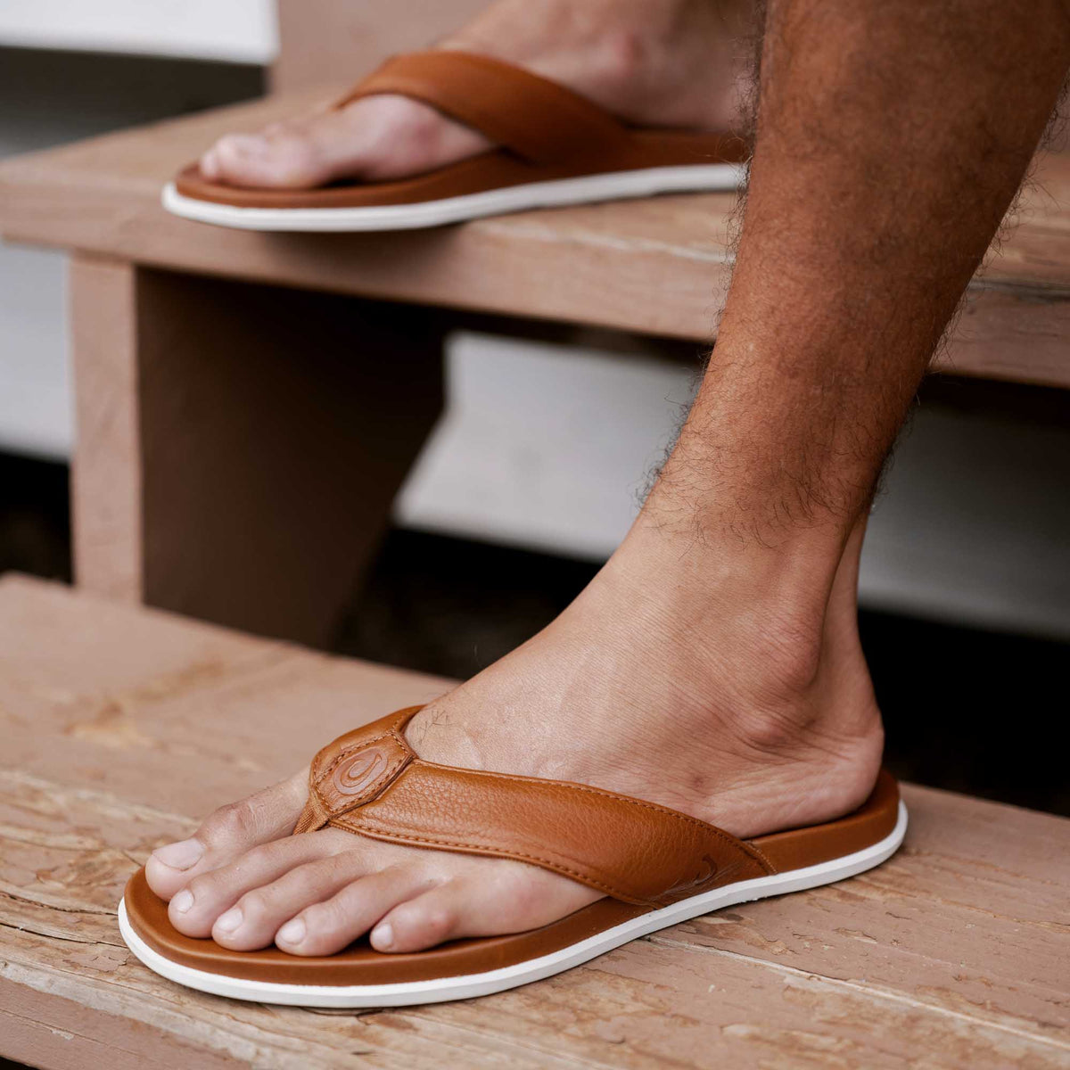 ‘Ōlali Leather Beach Sandals - Ash | OluKai
