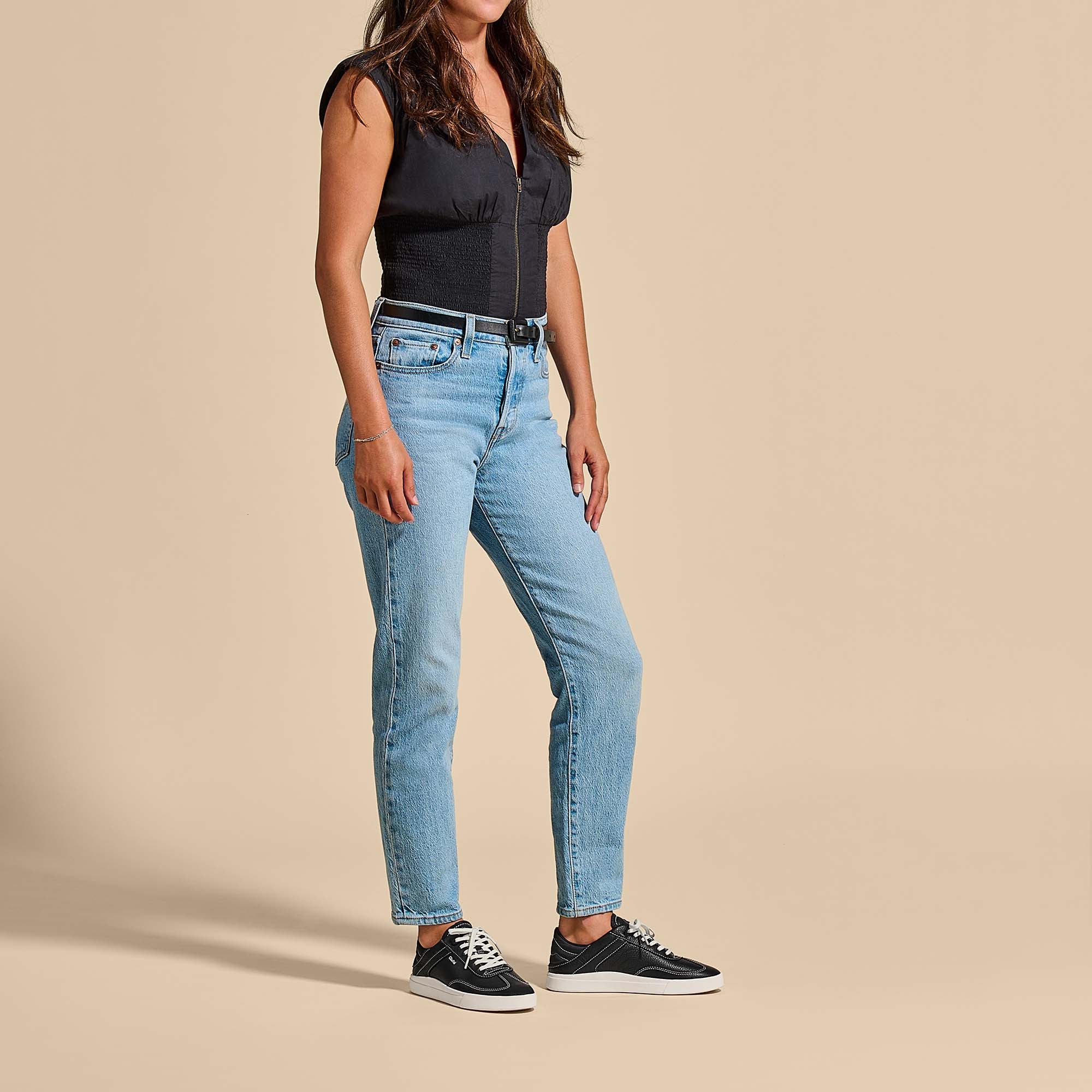 Hā'upu Women's Leather Sneakers - Onyx | OluKai