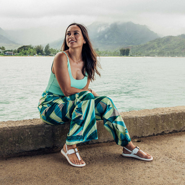 La‘i T-Bar Women’s Strappy Sandals - Tan | OluKai