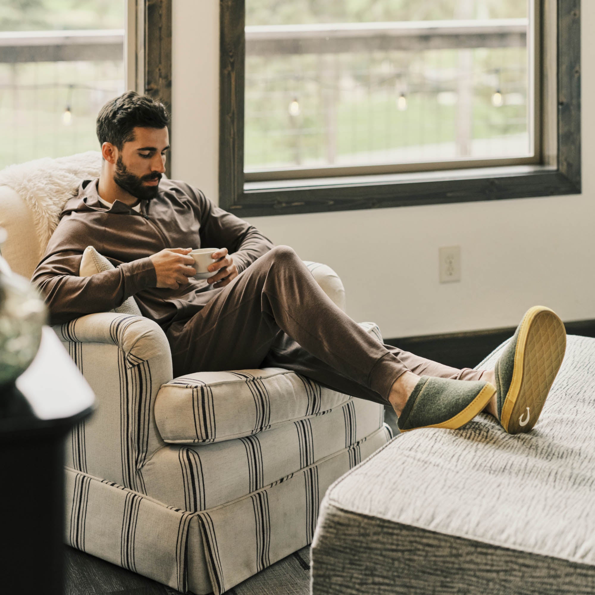 Hāmani Hulu Men’s Wool Mule Slippers - Oatmeal | OluKai