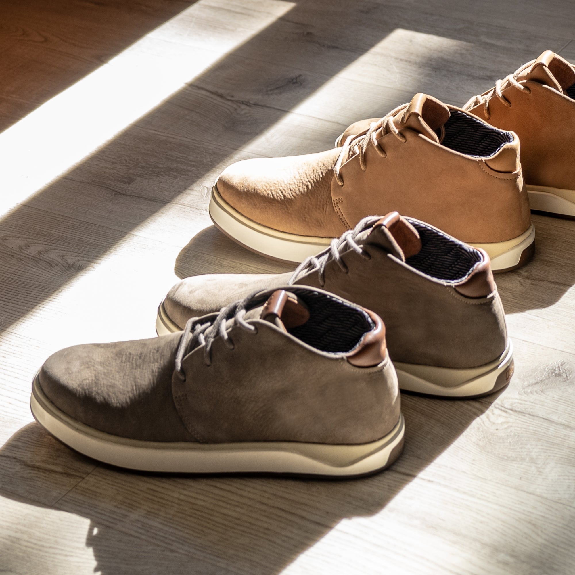 Papakū 'Ili Men’s Waterproof Leather Boots- Tan | OluKai